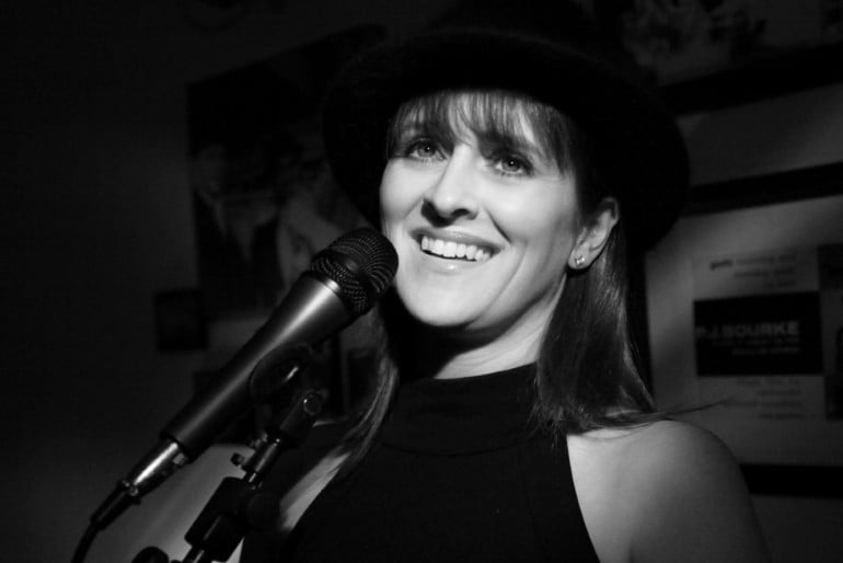 Laura Kelly | Irish Female Singer in Dublin | HOOLEY!